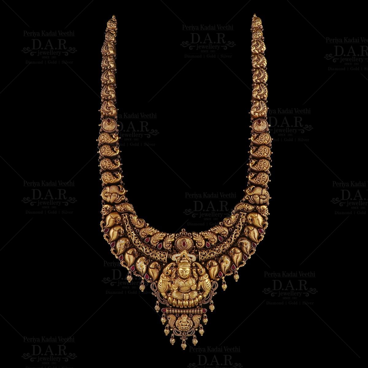 Black antique jewellery store